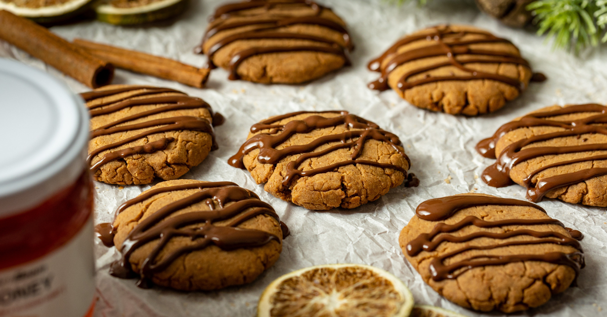 Christmas fitness recipe: Peanut cookies with vanilla protein - GymBeam ...