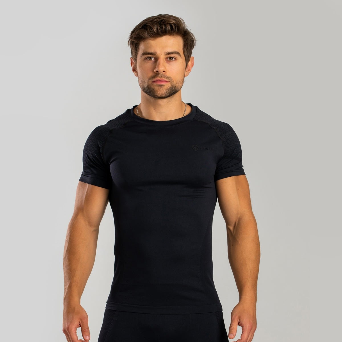Men‘s Infinity II Functional Top - STRIX | GymBeam.com